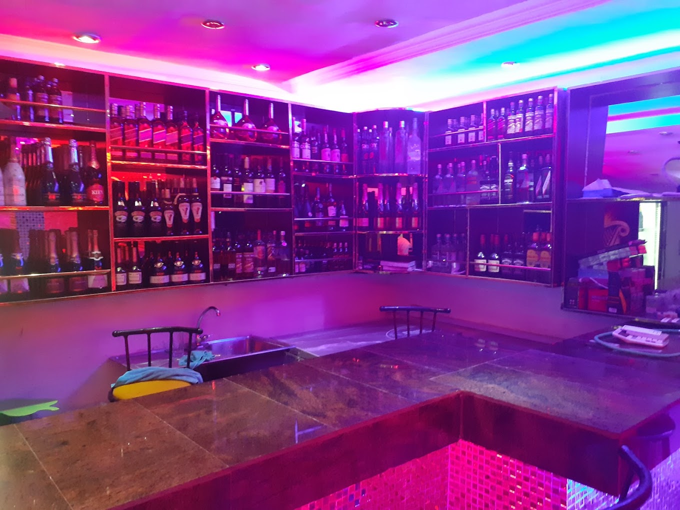 The 10 Best Night Clubs in Ikeja - Flusio